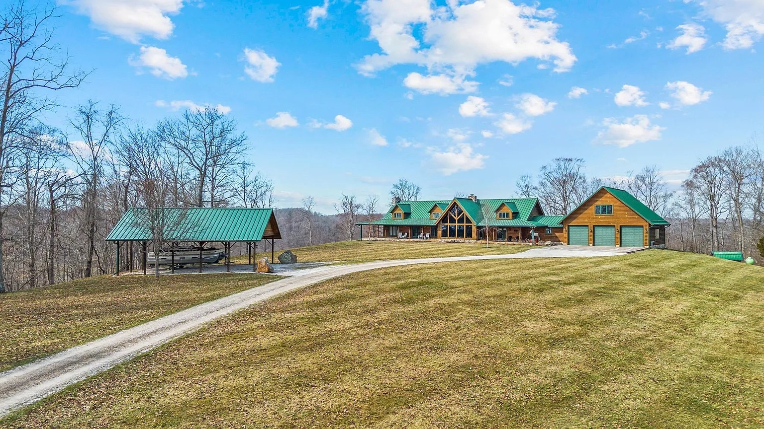 Home with 321.5 Acres in Grayson, Kentucky - Home Gems