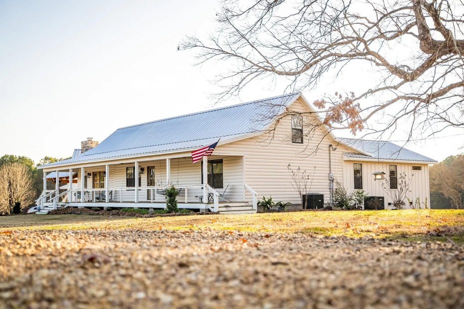 Farmhouse with 131 Acres in Eupora, Mississippi – 24/7